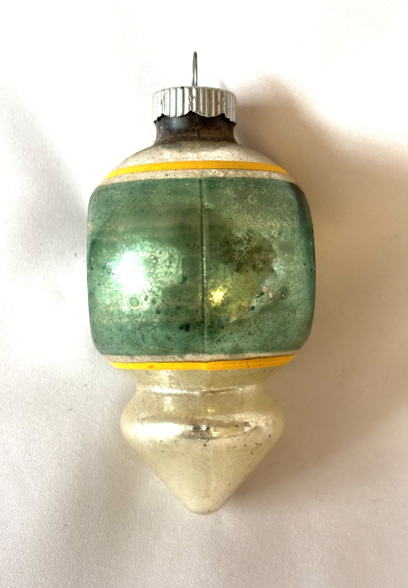 Vintage Shiny Brite Bumpy Indent Double Lobed Teardrop Christmas ...